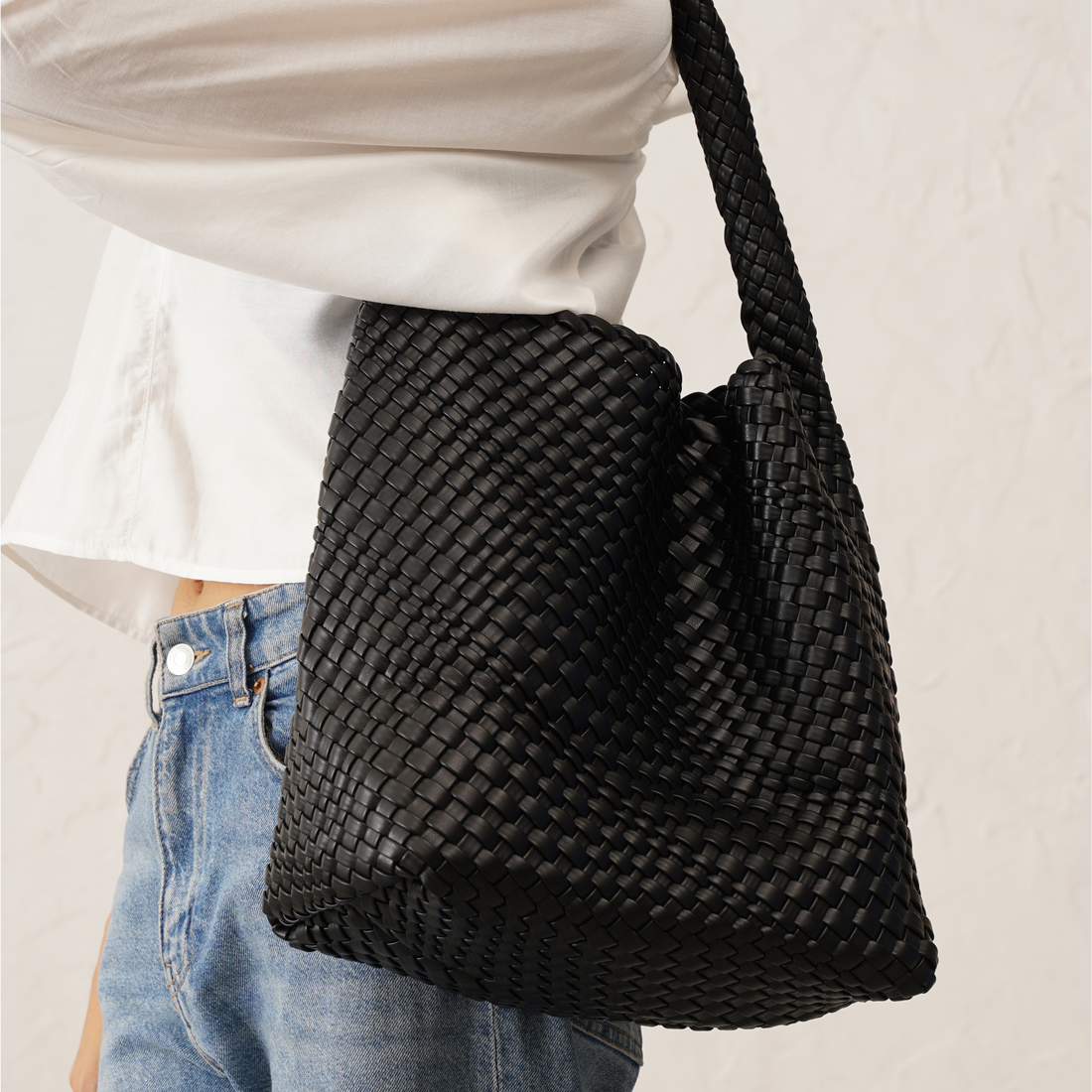 Carry City - Modern, Thoughtful Handbags - Carry City India